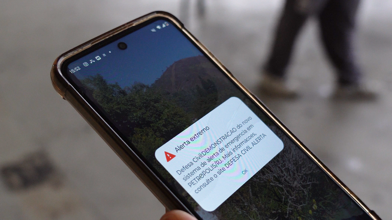 Rio inaugura novo sistema de alerta para risco de desastres naturais ...
